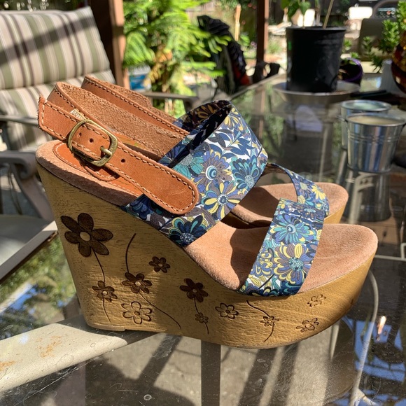 Sbicca | Shoes | Sbicca Vintage Collection Platform Heels | Poshmark